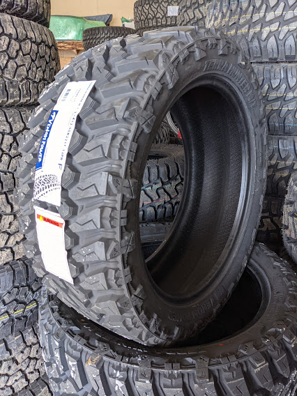 C&S Auto Accessories > 22" Tires > Venom Terra Hunter MT LT 33 12.50 22 ...